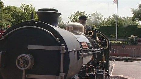 Ravenglass and Eskdale's La'al Ratty celebrates centenary - BBC News