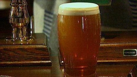 Cornish brewery reproduces 1913 stout recipe - BBC News