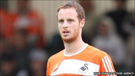 Swansea's Ryan Harley completes Brighton move - BBC Sport