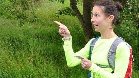 Derby woman completes bid to run length of New Zealand - BBC News