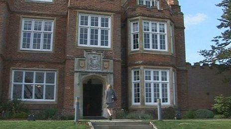 New Bourn Hall Peterborough IVF centre opens - BBC News