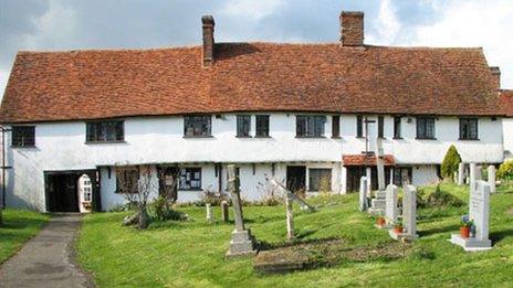 Restoration of Finchingfield Guildhall to begin in January - BBC News