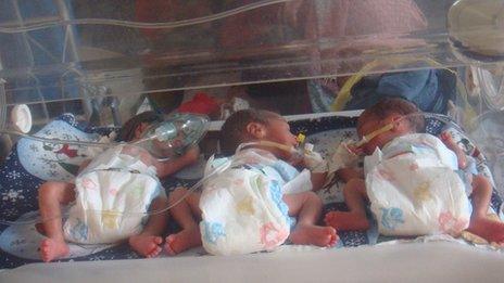 Afghan mother in 'extremely rare' sextuplets birth - BBC News
