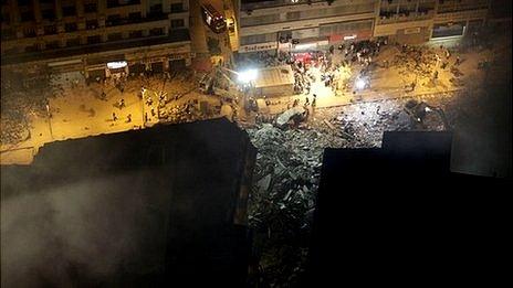 Rio de Janeiro buildings destroyed by suspected gas blast - BBC News