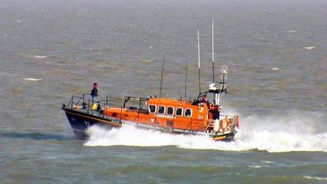 Littlehampton's Blue Peter lifeboat to be retired. - BBC News
