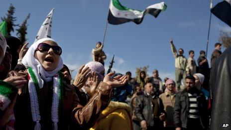 Women play central role in Syria uprising - BBC News