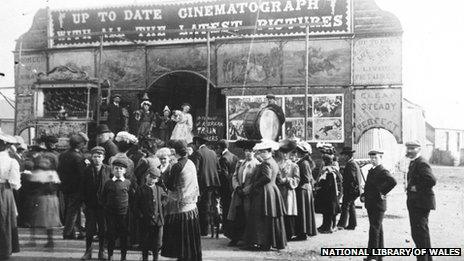 Talks continue as Galeri looks at taking over Neuadd Dwyfor in Pwllheli ...