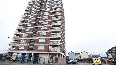 Prisoner Barry Cavan dies at Maghaberry Prison - BBC News