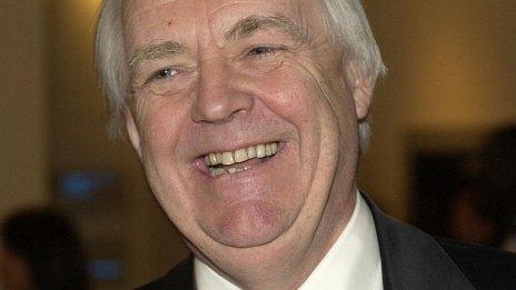 Lyricist Sir Tim Rice to receive music honour - BBC News