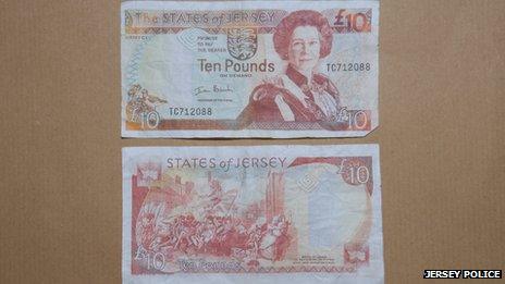 Police issue warning about fake Jersey £10 notes - BBC News