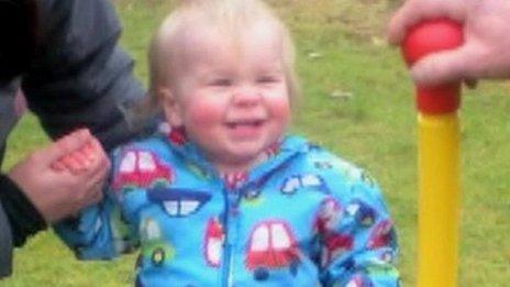 Harry Connolly death: Doctor missed 'red flag symptom' - BBC News