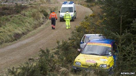 Granite City car rally spectator still 'critical' after crash - BBC News