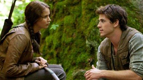 'Director chosen' for Hunger Games sequel Catching Fire - BBC News