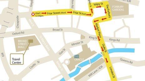 Reading FC promotion: roads closed for open-top parade - BBC News