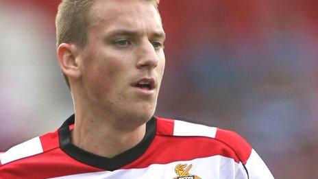 Scunthorpe agree deal for Lincoln City's Andrew Boyce - BBC Sport
