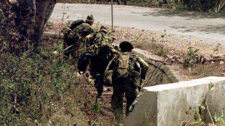 Australia defence abuse report calls for royal commission - BBC News