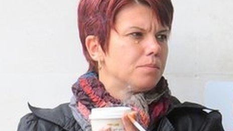 Baby painkiller murder: Mother launches new appeal bid - BBC News