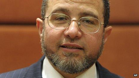 Egyptian PM Hisham Qandil's beard: A new symbol of power? - BBC News