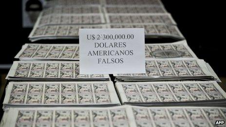 Peruvian police seize $2.3m in fake bills - BBC News