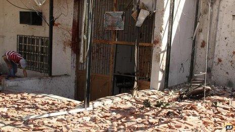 Bomb explosions in Damascus 'kill at least five' - BBC News