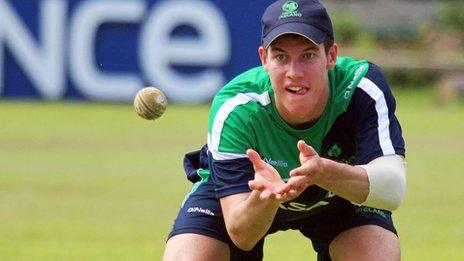 George Dockrell: Somerset and Ireland bowler earns new deal - BBC Sport