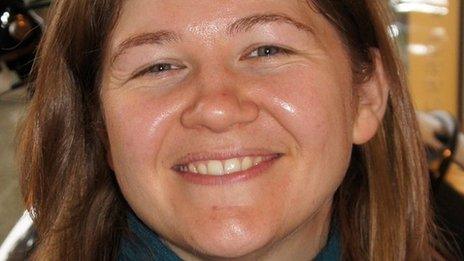 PC Fiona Bone's father opens care facility named in her honour - BBC News