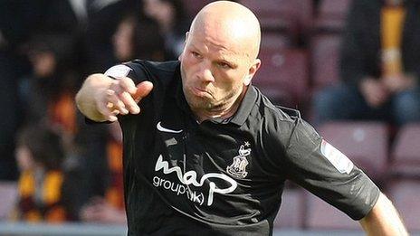 Guy Branston retires from football after 16 years and 19 clubs - BBC Sport