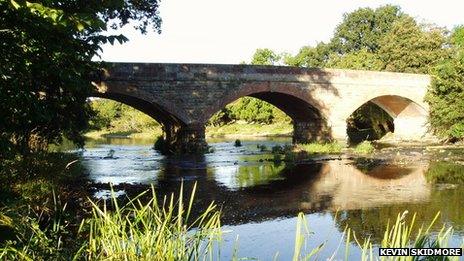 Cilwrgan bridge, Aberbechan, to reopen after repairs - BBC News