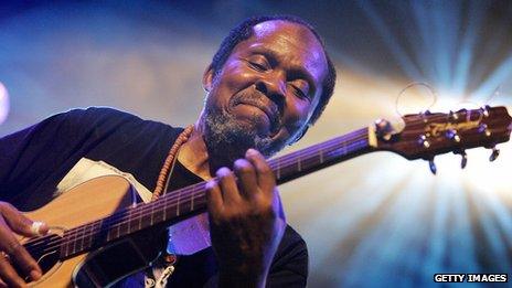 Terry Callier, US soul jazz singer, dies at 67 - BBC News