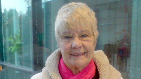 Crohn's disease 'cured by bark recipe' claims Marlene Barnes - BBC News