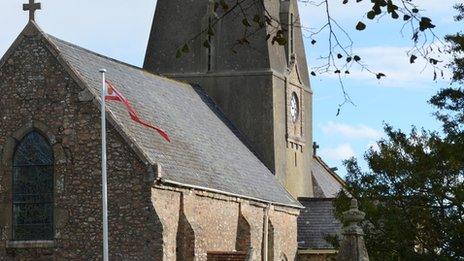 Jersey team discovers medieval priory - BBC News