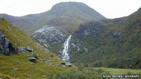 Repair work to Steall Gorge path in Lochaber - BBC News