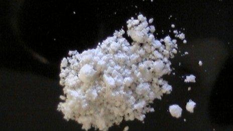 More people are getting help after taking club drugs - BBC News
