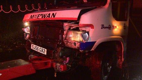 Biggar bus crash injures 13 people in South Lanarkshire - BBC News