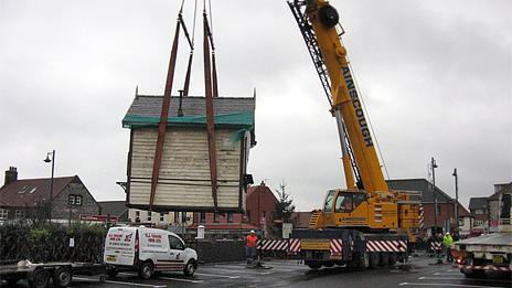 Century-old Reedham signal box to start new life as simulator - BBC News