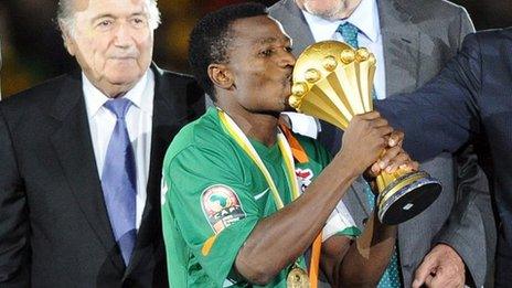 Nations Cup 2015: Katongo thrown out of Zambia squad - BBC Sport