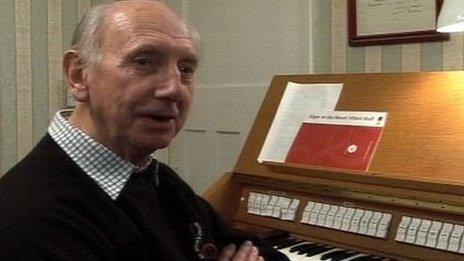 Church organist honoured for five decades of service - BBC News