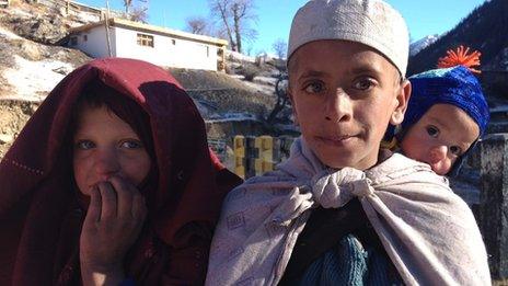 Afghanistan's Nuristan province 'at mercy of the Taliban' - BBC News