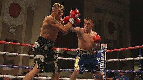 Frankie Gavin: Birmingham boxer to defend Commonwealth title - BBC Sport