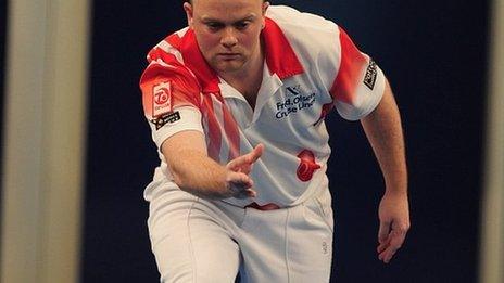 Scottish International: Champion Paul Foster reaches semi-finals - BBC ...