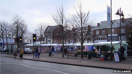 Heanor Market stalls treble as rents drop - BBC News