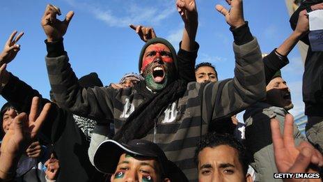 Slow rebirth for post-revolution Libya - BBC News