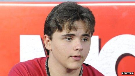 Michael Jackson's teenage son Prince becomes US TV host - BBC News