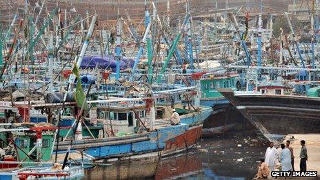 How the Taliban gripped Karachi - BBC News