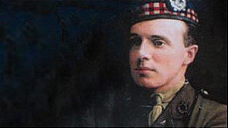 World War One: Noel Chavasse the double VC-winning medic - BBC News
