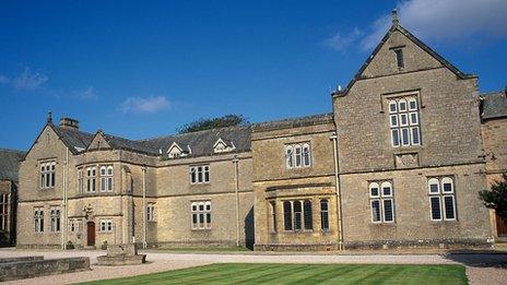 Sedbergh and Casterton boarding schools to merge - BBC News