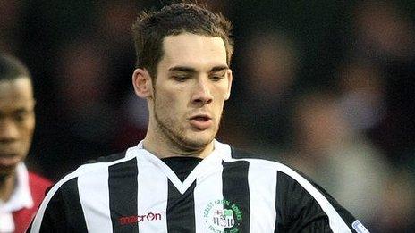 Reece Styche: Wycombe take Forest Green striker on loan - BBC Sport