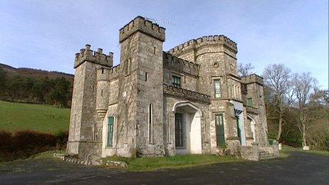 Killeavy Castle in south Armagh gets a new owner - BBC News