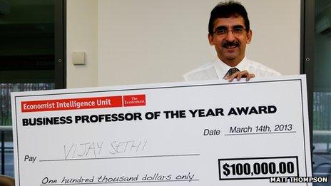 Prof Idol: Four professors, one class, $100,000 prize - BBC News