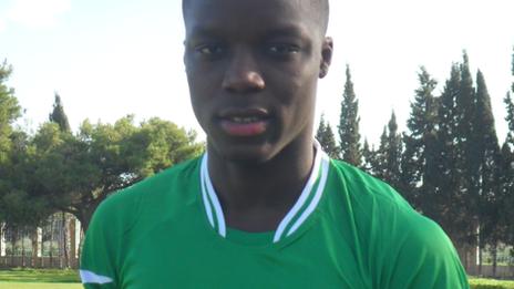 Aziz Deen-Conteh: Port Vale sign former Chelsea defender - BBC Sport